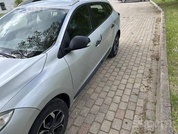 Рено Меган 2010 в Рига, объемом двигателя 1.50 л и пробегом 340 тыс. км за 2000 €, фото 2 на AUTOMOTO.COM.LV