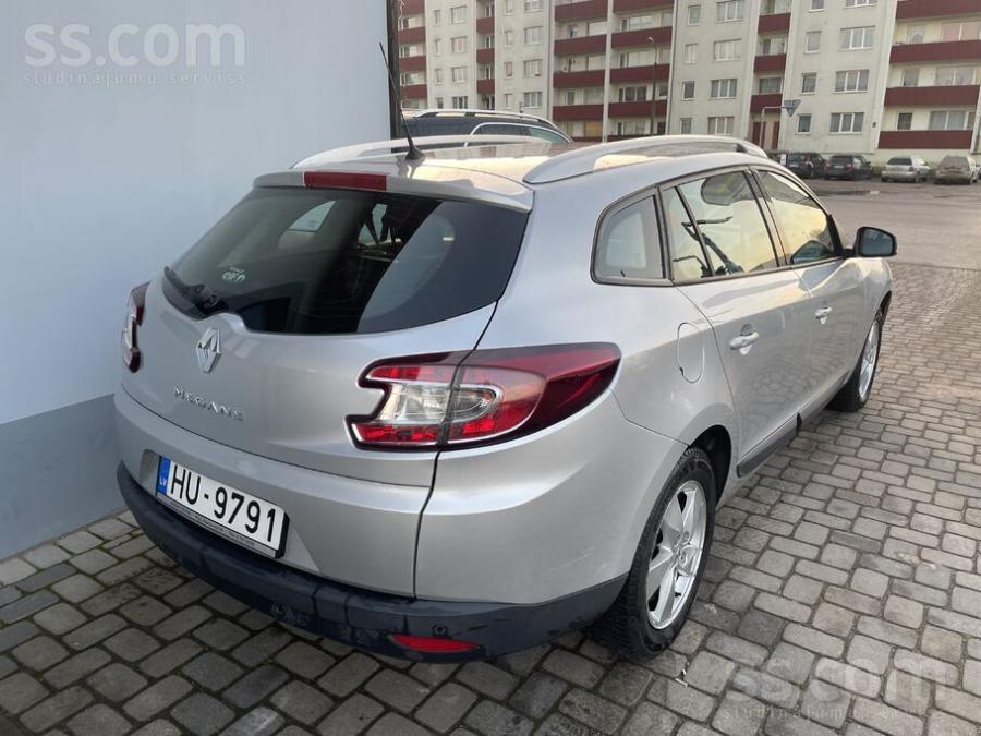 Renault Megane 2011 Talsi, ar dzinēja tilpumu 1.60 L un nobraukumu 200 tūkst. km par 2900 €, foto 3 vietnē AUTOMOTO.COM.LV