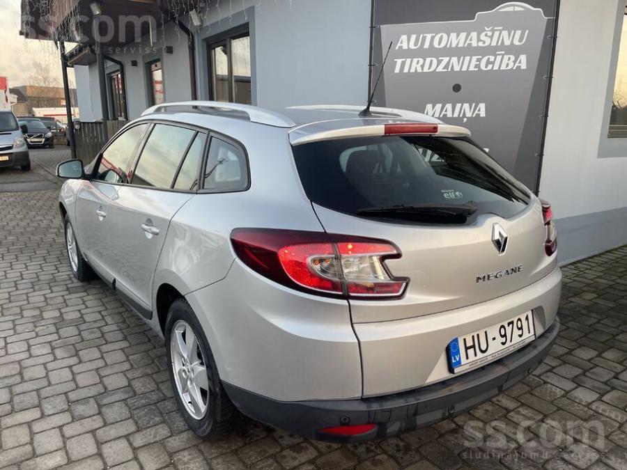 Renault Megane 2011 Talsi, ar dzinēja tilpumu 1.60 L un nobraukumu 200 tūkst. km par 2900 €, foto 23 vietnē AUTOMOTO.COM.LV