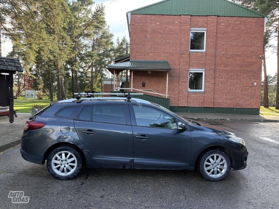 Renault Megane 2011 Varėna, ar dzinēja tilpumu 1.50 L un nobraukumu 297 tūkst. km par 1450 €, foto 5 vietnē AUTOMOTO.COM.LV
