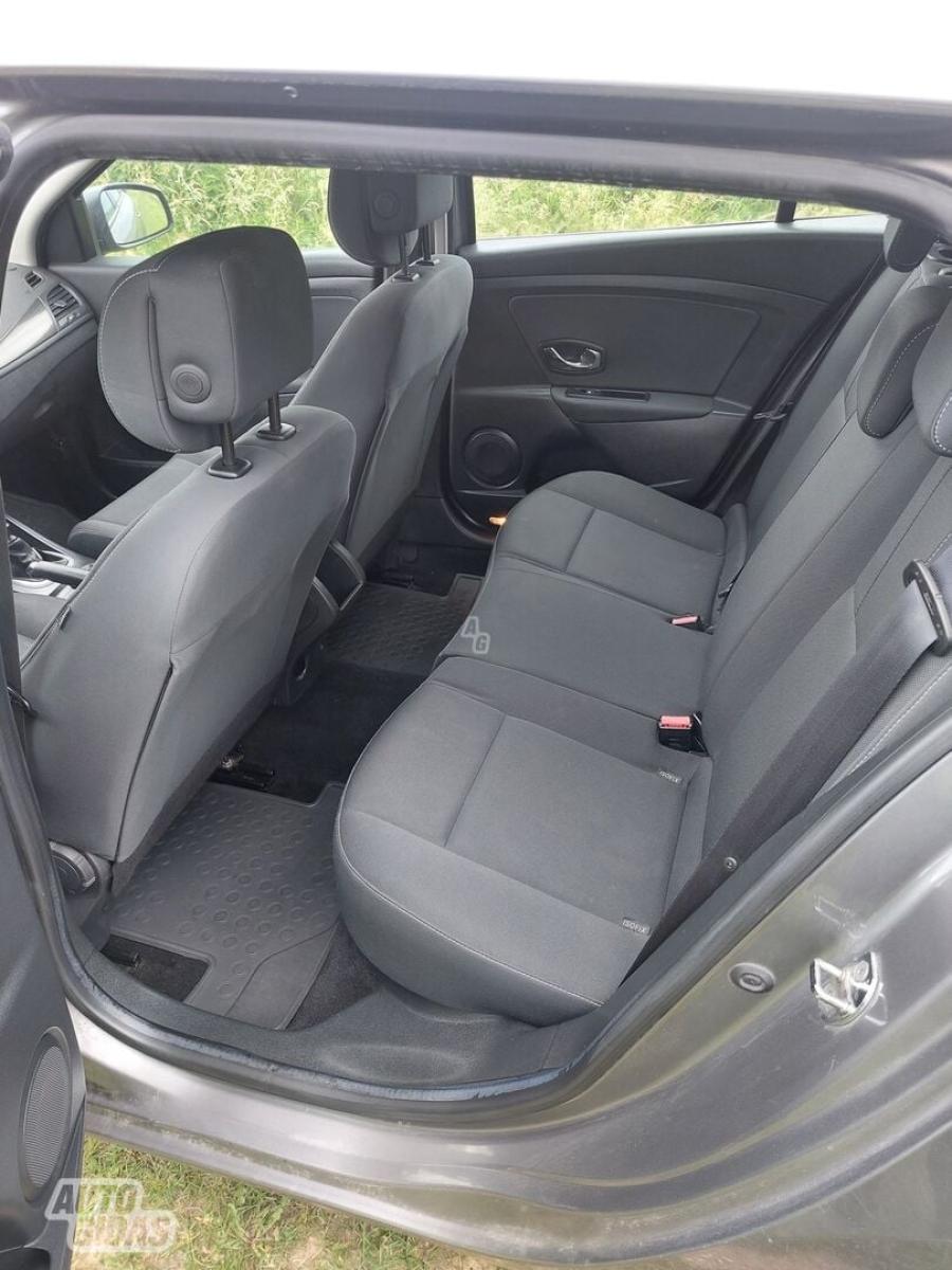 Renault Megane 2012 in Marijampole, with an engine capacity of 1.40 L and mileage of 250 thousand km for 2550 €, photo 16 on AUTOMOTO.COM.LV