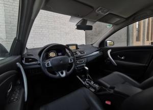 Renault Megane 2012 in Riga, with an engine capacity of 1.50 L and mileage of 171 thousand km for 5990 €, photo 9 on AUTOMOTO.COM.LV