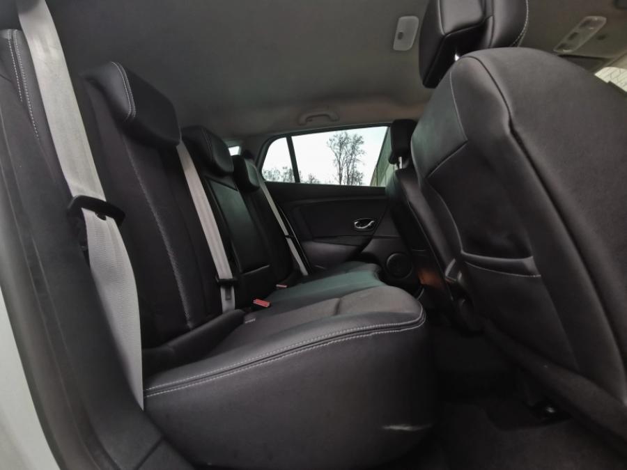 Renault Megane 2012 in Riga, with an engine capacity of 1.50 L and mileage of 171 thousand km for 5990 €, photo 13 on AUTOMOTO.COM.LV