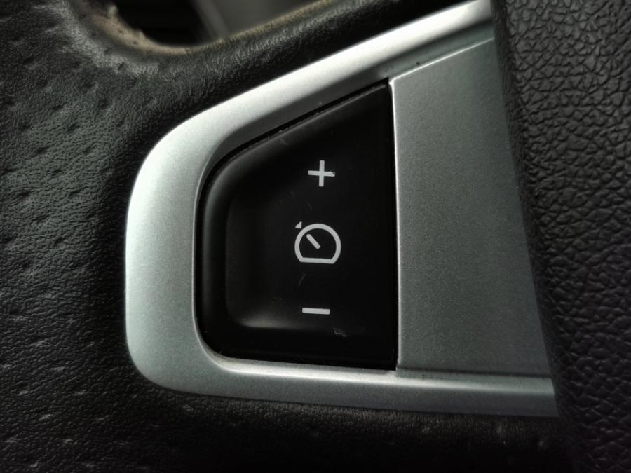 Renault Megane 2012 in Riga, with an engine capacity of 1.50 L and mileage of 171 thousand km for 5990 €, photo 20 on AUTOMOTO.COM.LV