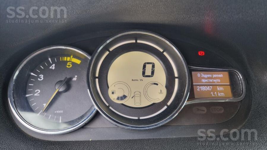 Renault Megane 2014 Rīga, ar dzinēja tilpumu 1.50 L un nobraukumu 218 tūkst. km par 4290 €, foto 8 vietnē AUTOMOTO.COM.LV