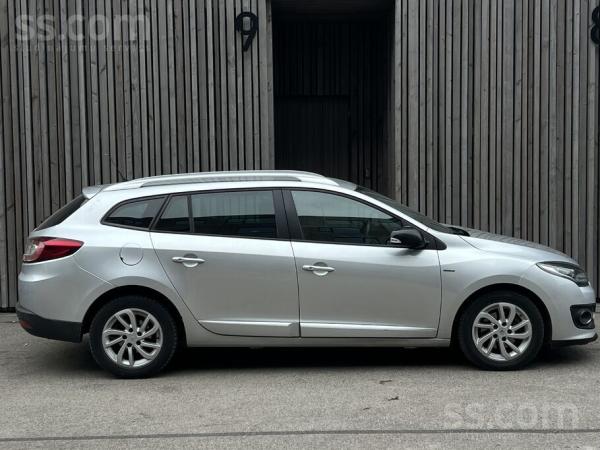 Renault Megane 2015 Rīga, ar dzinēja tilpumu 1.50 L un nobraukumu 268 tūkst. km par 4550 €, foto 5 vietnē AUTOMOTO.COM.LV