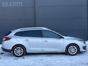 Renault Megane 2015 in Riga, with an engine capacity of 1.50 L and mileage of 267 thousand km for 4500 €, photo 4 on AUTOMOTO.COM.LV