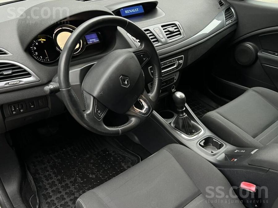 Renault Megane 2015 in Riga, with an engine capacity of 1.50 L and mileage of 267 thousand km for 4500 €, photo 13 on AUTOMOTO.COM.LV