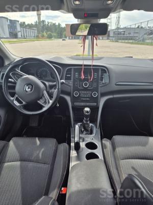 Renault Megane 2016 Valmiera, ar dzinēja tilpumu 1.50 L un nobraukumu 200 tūkst. km par 7000 €, foto 5 vietnē AUTOMOTO.COM.LV