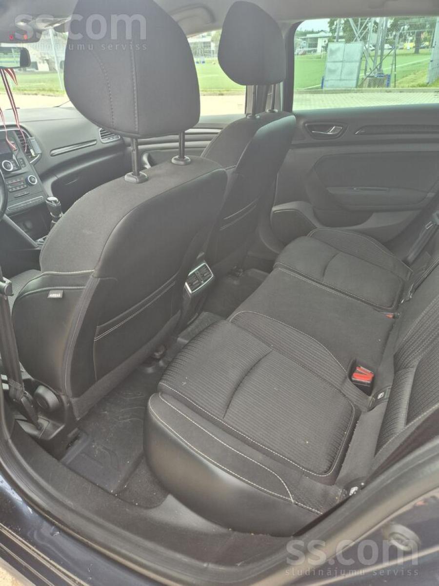 Renault Megane 2016 Valmiera, ar dzinēja tilpumu 1.50 L un nobraukumu 200 tūkst. km par 7000 €, foto 6 vietnē AUTOMOTO.COM.LV