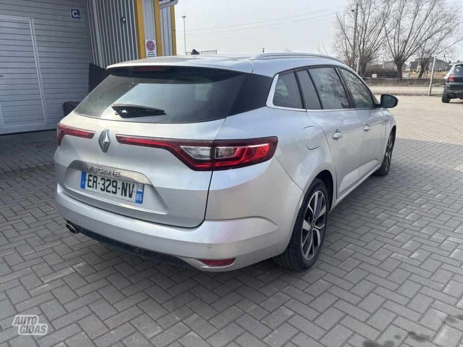 Renault Megane 2017 in Taurage, with an engine capacity of 1.60 L and mileage of 260 thousand km for 4500 €, photo 7 on AUTOMOTO.COM.LV