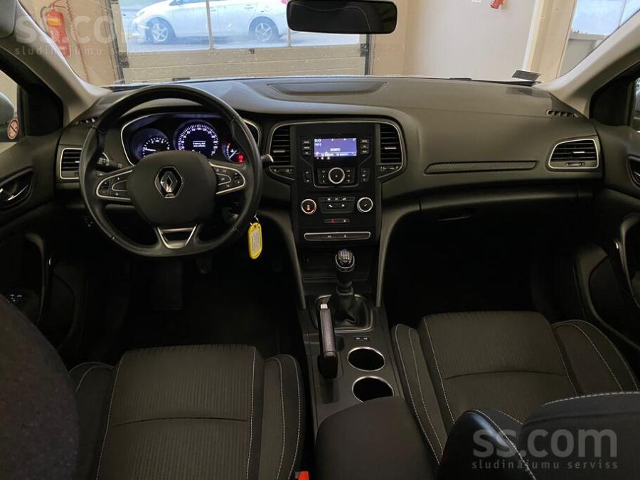 Renault Megane 2018 in Tukums, with an engine capacity of 1.50 L and mileage of 141 thousand km for 8900 €, photo 7 on AUTOMOTO.COM.LV