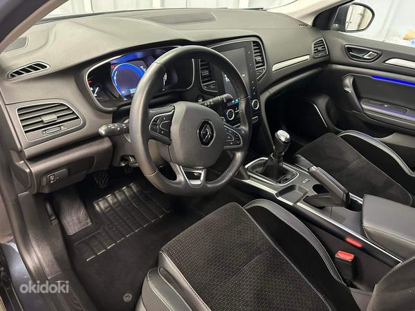 Renault Megane 2018 in Tallinn, with an engine capacity of 1.60 L and mileage of 65 thousand km for 10900 €, photo 10 on AUTOMOTO.COM.LV