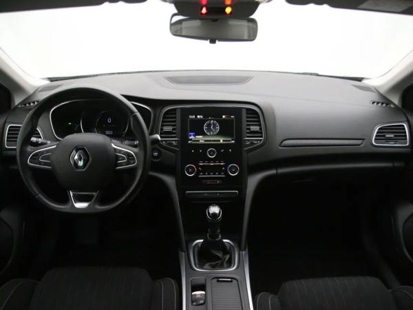 Renault Megane 2019 in Vilnius, with an engine capacity of 1.30 L and mileage of 229 thousand km for 7899 €, photo 2 on AUTOMOTO.COM.LV
