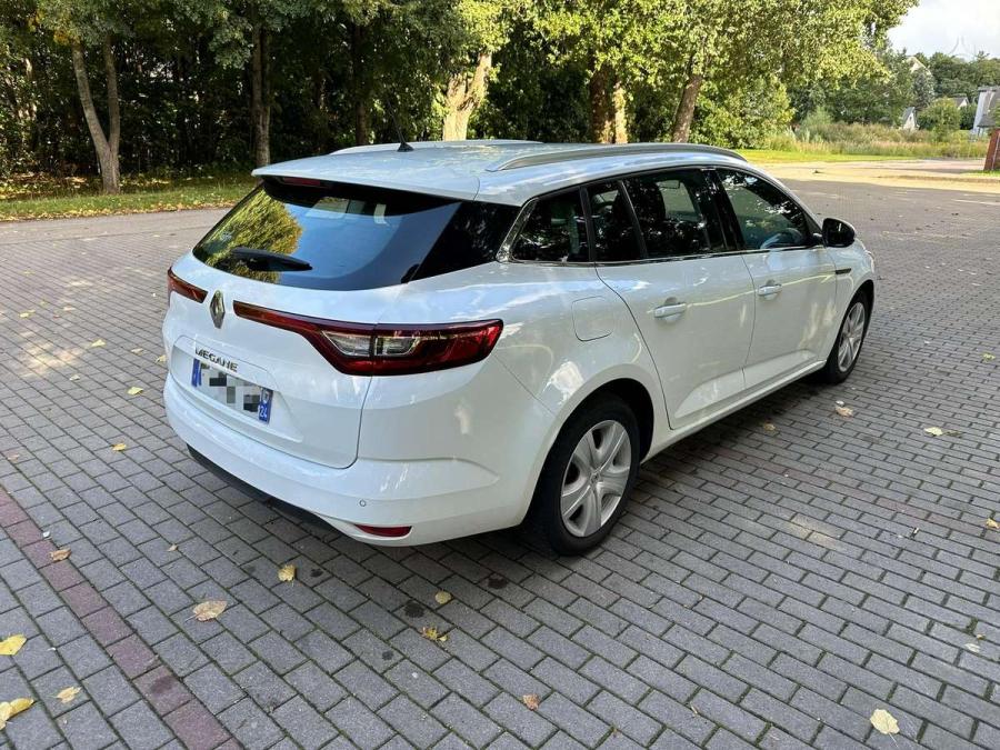 Renault Megane 2020 in Taurage, with an engine capacity of 1.50 L and mileage of 185 thousand km for 5800 €, photo 4 on AUTOMOTO.COM.LV