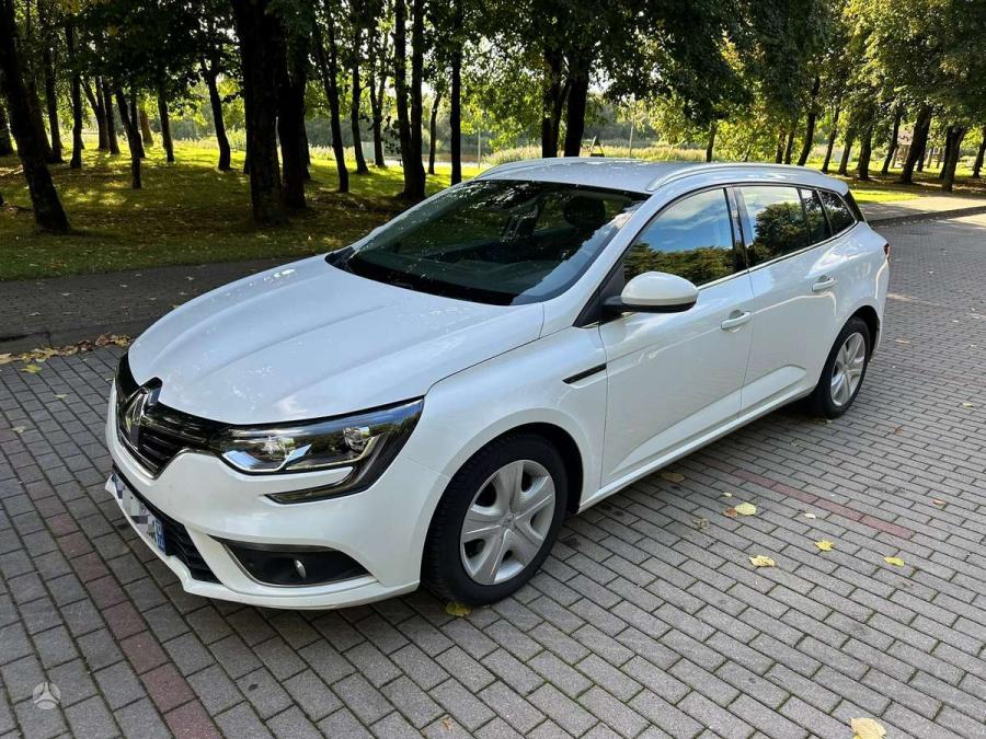 Renault Megane 2020 in Taurage, with an engine capacity of 1.50 L and mileage of 185 thousand km for 5800 €, photo 8 on AUTOMOTO.COM.LV