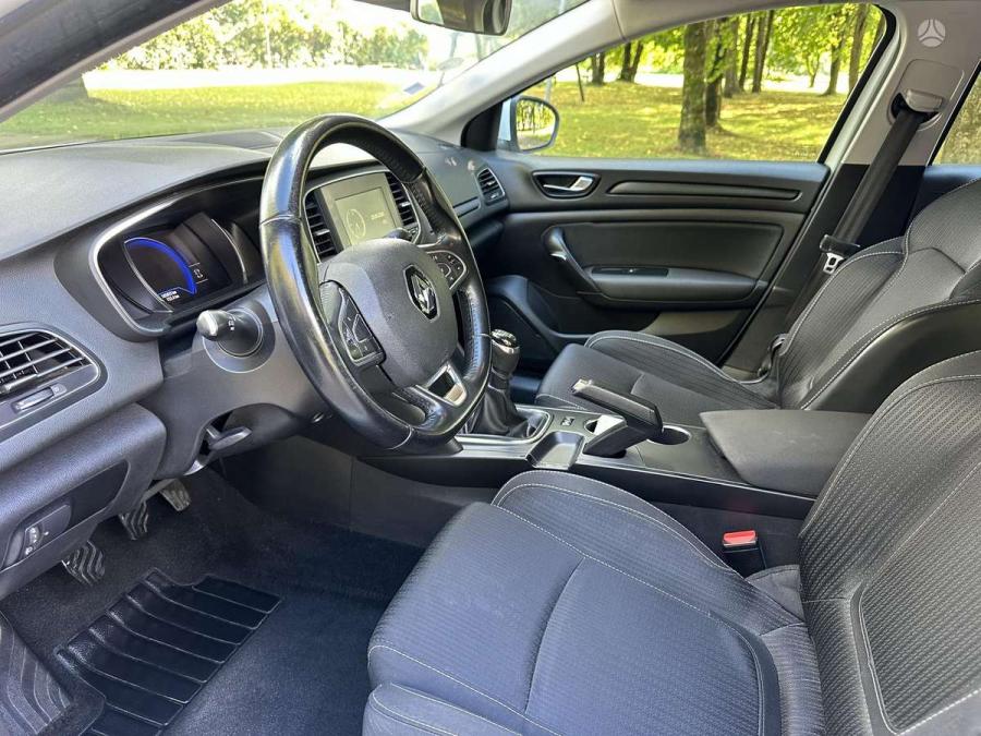 Renault Megane 2020 in Taurage, with an engine capacity of 1.50 L and mileage of 185 thousand km for 5800 €, photo 14 on AUTOMOTO.COM.LV