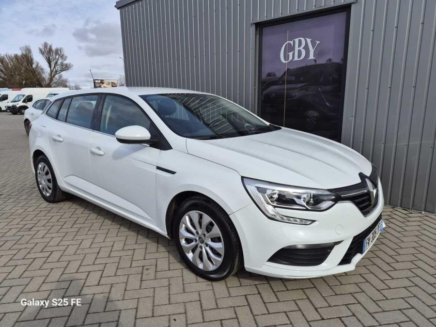 Renault Megane 2021 in Taurage, with an engine capacity of 1.50 L and mileage of 279 thousand km for 5900 €, photo 3 on AUTOMOTO.COM.LV