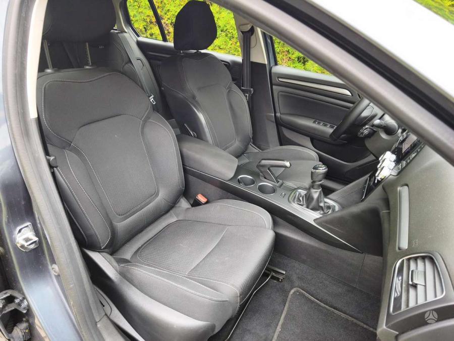 Renault Megane 2021 Kalvarija, ar dzinēja tilpumu 1.46 L un nobraukumu 141 tūkst. km par 10878 €, foto 14 vietnē AUTOMOTO.COM.LV