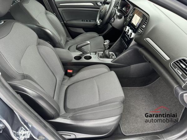 Renault Megane 2022 in Vilnius, with an engine capacity of 1.50 L and mileage of 115 thousand km for 12850 €, photo 4 on AUTOMOTO.COM.LV