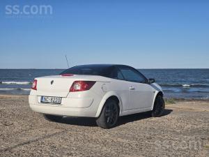 Balts Renault Megane 2005 Liepāja, ar dzinēja tilpumu 1.60 L un nobraukumu 227 tūkst. km par 1650 €, foto 5 vietnē AUTOMOTO.COM.LV