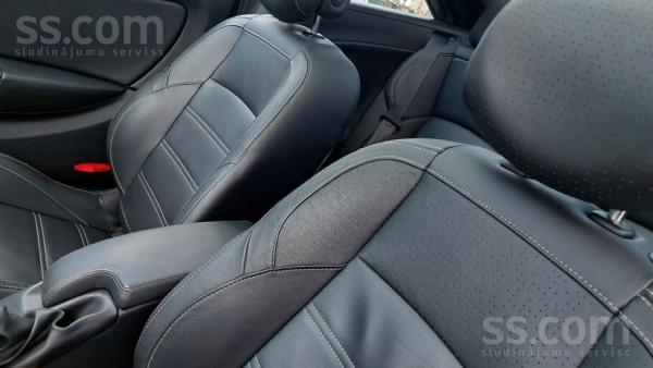 Balts Renault Megane 2010 Rīga, ar dzinēja tilpumu 1.90 L un nobraukumu 320 tūkst. km par 5950 €, foto 4 vietnē AUTOMOTO.COM.LV