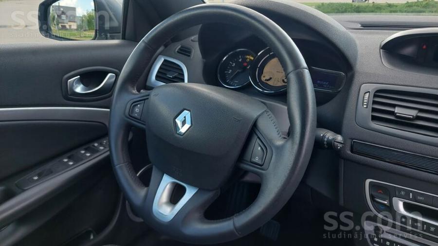 White Renault Megane 2010 in Riga, with an engine capacity of 1.90 L and mileage of 320 thousand km for 5950 €, photo 16 on AUTOMOTO.COM.LV