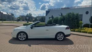 White Renault Megane 2010 in Riga, with an engine capacity of 1.90 L and mileage of 320 thousand km for 5950 €, photo 35 on AUTOMOTO.COM.LV