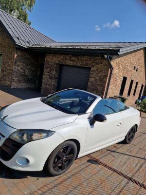 Balts Renault Megane 2010 Panevēža, ar dzinēja tilpumu 1.46 L un nobraukumu 237 tūkst. km par 3500 €, foto  vietnē AUTOMOTO.COM.LV