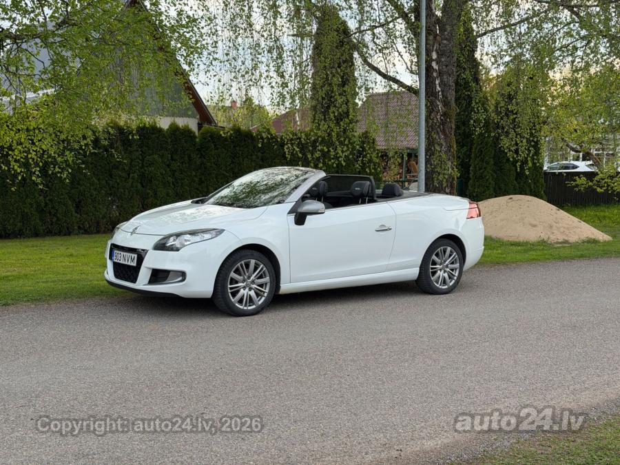 White Renault Megane 2011 in Rapla, with an engine capacity of 1.50 L and mileage of 241 thousand km for 5999 €, photo 8 on AUTOMOTO.COM.LV