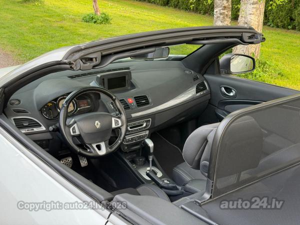 White Renault Megane 2011 in Rapla, with an engine capacity of 1.50 L and mileage of 241 thousand km for 5999 €, photo 9 on AUTOMOTO.COM.LV
