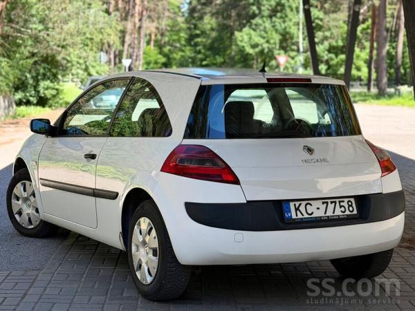 Белый Рено Меган 2008 в Юрмала, объемом двигателя 1.50 л и пробегом 350 тыс. км за 1350 €, фото 3 на AUTOMOTO.COM.LV