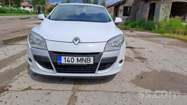 Balts Renault Megane 2009 Aizkraukle, ar dzinēja tilpumu 1.60 L un nobraukumu 221 tūkst. km par 3200 €, foto 3 vietnē AUTOMOTO.COM.LV