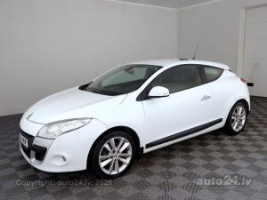 Balts Renault Megane 2010 Tallina, ar dzinēja tilpumu 1.60 L un nobraukumu 252 tūkst. km par 1999 €, foto 3 vietnē AUTOMOTO.COM.LV