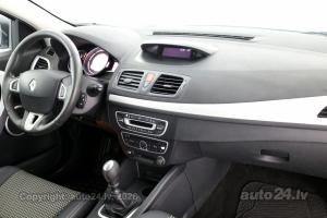 Balts Renault Megane 2010 Tallina, ar dzinēja tilpumu 1.60 L un nobraukumu 252 tūkst. km par 1999 €, foto 6 vietnē AUTOMOTO.COM.LV