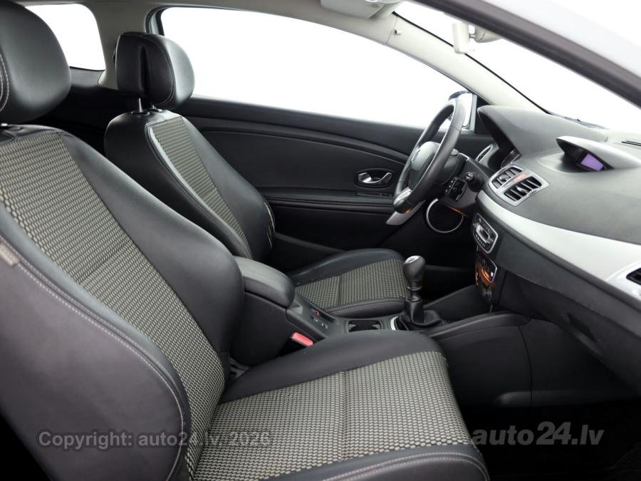 Balts Renault Megane 2010 Tallina, ar dzinēja tilpumu 1.60 L un nobraukumu 252 tūkst. km par 1999 €, foto 7 vietnē AUTOMOTO.COM.LV