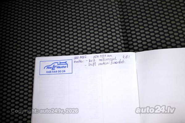 White Renault Megane 2010 in Tallinn, with an engine capacity of 1.60 L and mileage of 252 thousand km for 1999 €, photo 8 on AUTOMOTO.COM.LV