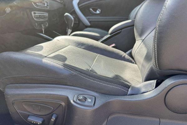 Balts Renault Megane 2011 Kauņa, ar dzinēja tilpumu 2.00 L un nobraukumu 247 tūkst. km par 3300 €, foto 9 vietnē AUTOMOTO.COM.LV