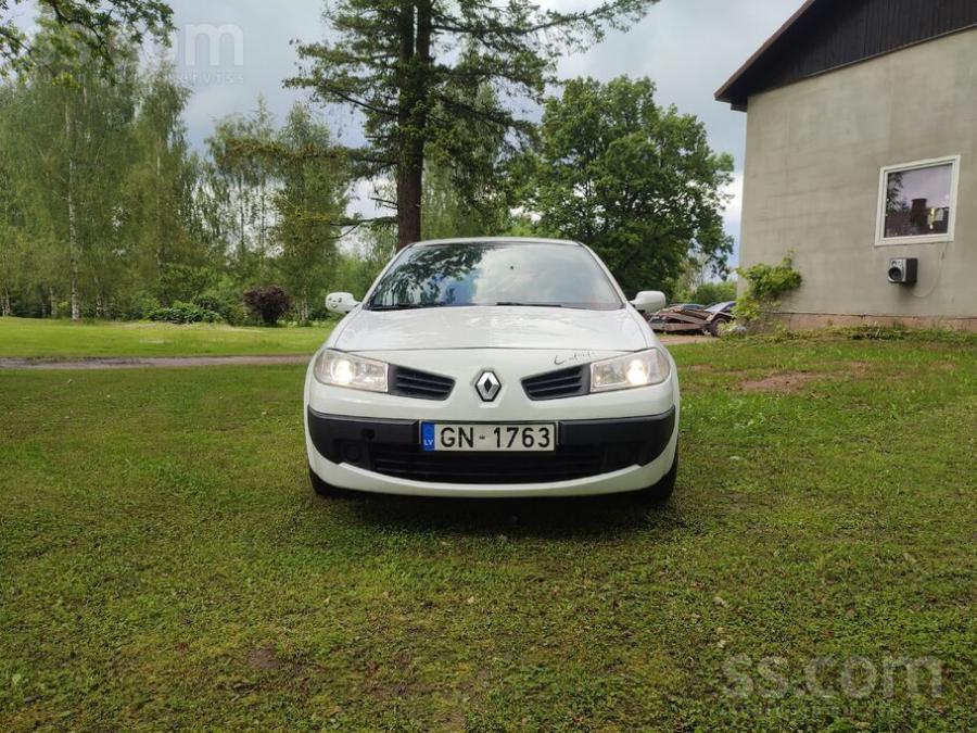 Белый Рено Меган 2007 в Гулбене, объемом двигателя 1.60 л и пробегом 310 тыс. км за 850 €, фото 9 на AUTOMOTO.COM.LV