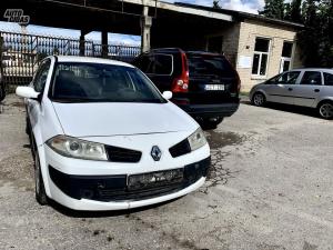 White Renault Megane 2007 in Pakruojis, with an engine capacity of 1.40 L and mileage of 208 thousand km for 290 €, photo 4 on AUTOMOTO.COM.LV