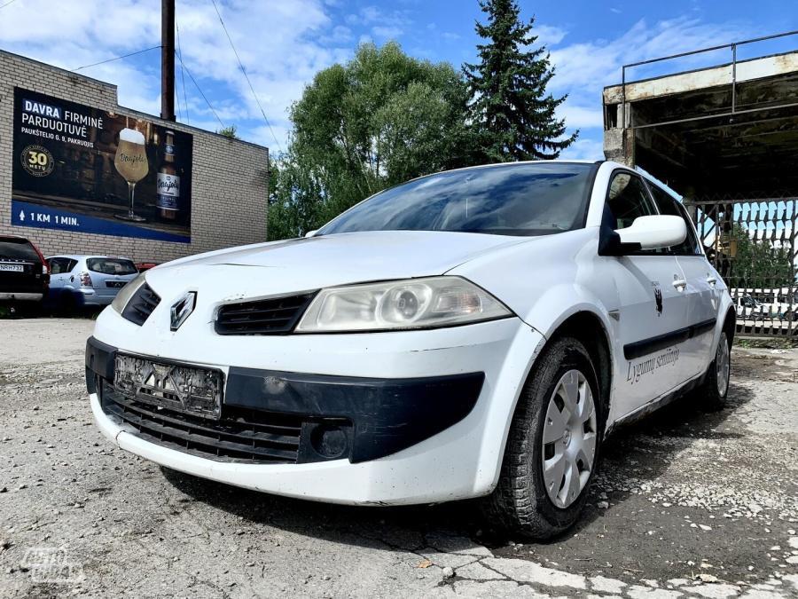 White Renault Megane 2007 in Pakruojis, with an engine capacity of 1.40 L and mileage of 208 thousand km for 290 €, photo 22 on AUTOMOTO.COM.LV