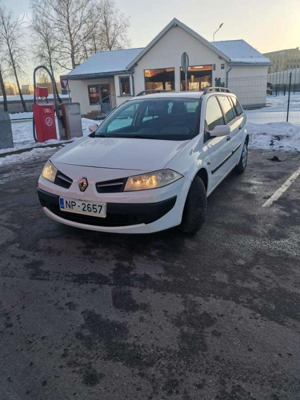 Balts Renault Megane 2008 Rīga, ar dzinēja tilpumu 1.60 L un nobraukumu 158 tūkst. km par 2500 €, foto 1 vietnē AUTOMOTO.COM.LV