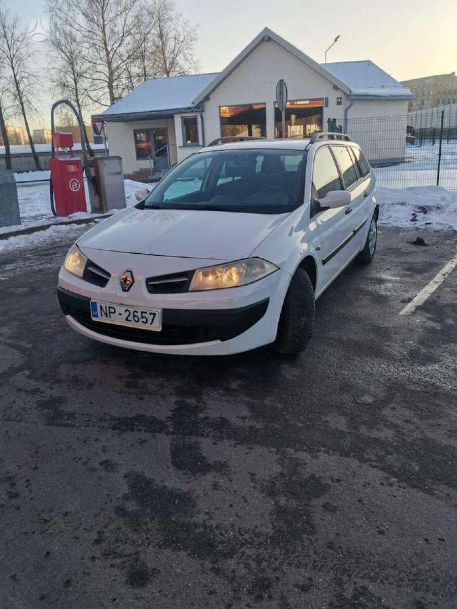 Balts Renault Megane 2008 Rīga, ar dzinēja tilpumu 1.60 L un nobraukumu 158 tūkst. km par 2500 €, foto 1 vietnē AUTOMOTO.COM.LV