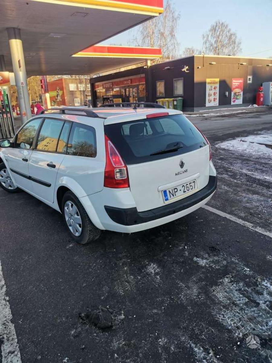 Balts Renault Megane 2008 Rīga, ar dzinēja tilpumu 1.60 L un nobraukumu 158 tūkst. km par 2500 €, foto 2 vietnē AUTOMOTO.COM.LV