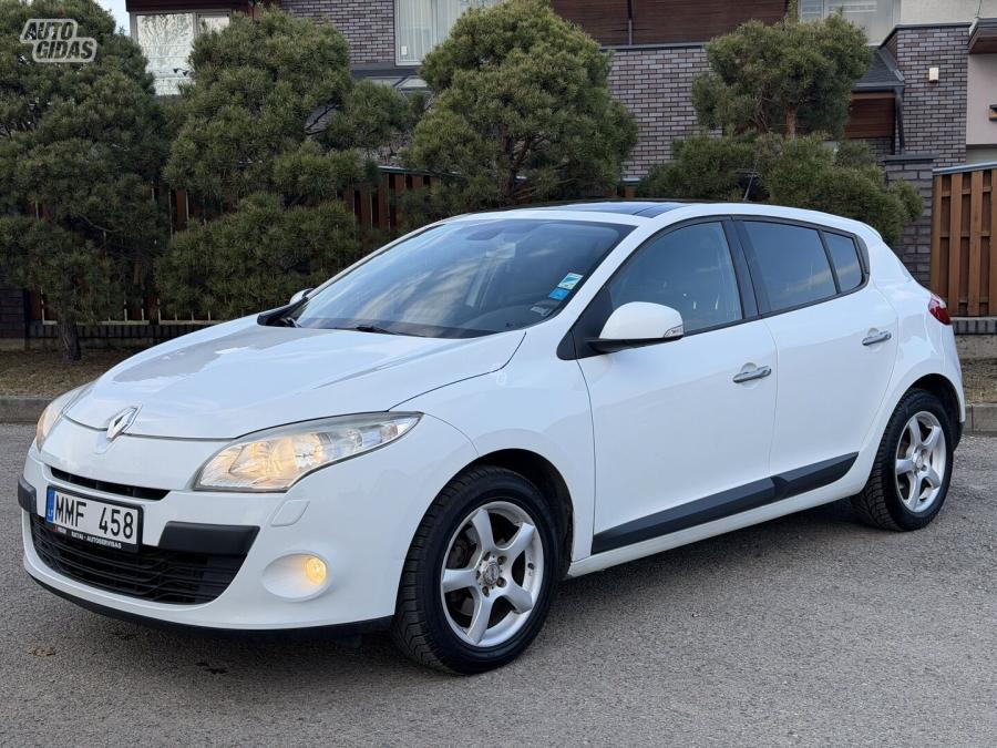 Balts Renault Megane 2009 Alīta, ar dzinēja tilpumu 1.90 L un nobraukumu 272 tūkst. km par 2450 €, foto 5 vietnē AUTOMOTO.COM.LV