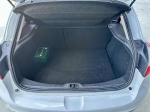 Balts Renault Megane 2009 Klaipėda, ar dzinēja tilpumu 1.60 L un nobraukumu 182 tūkst. km par 2750 €, foto 14 vietnē AUTOMOTO.COM.LV