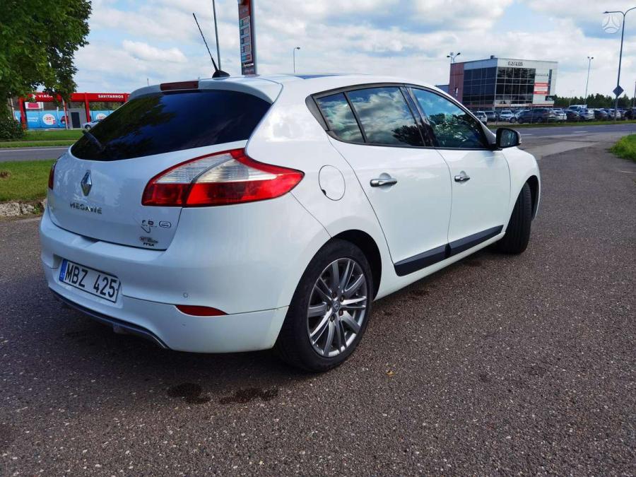 Balts Renault Megane 2010 Viļņa, ar dzinēja tilpumu 1.46 L un nobraukumu 262 tūkst. km par 2300 €, foto 8 vietnē AUTOMOTO.COM.LV
