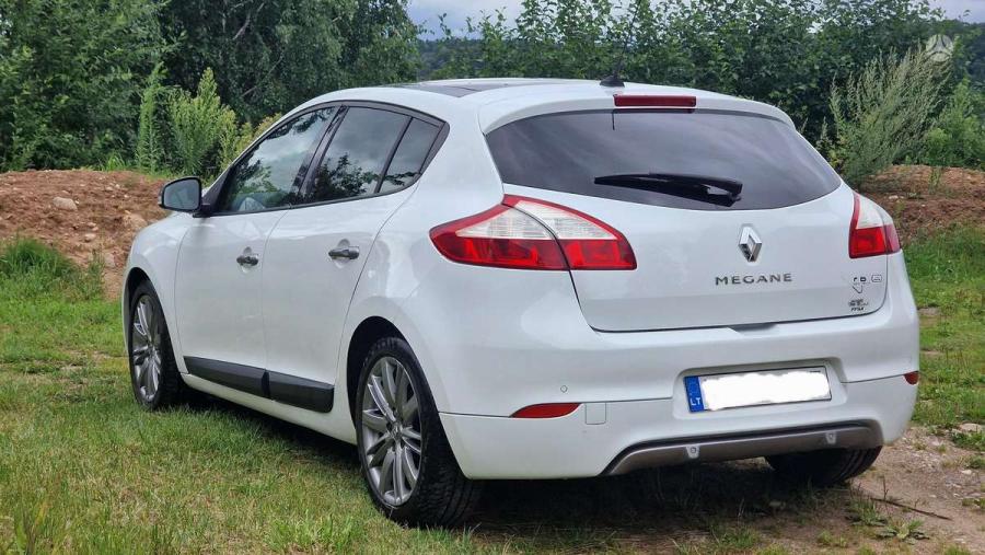 Balts Renault Megane 2010 Viļņa, ar dzinēja tilpumu 1.46 L un nobraukumu 262 tūkst. km par 3650 €, foto 4 vietnē AUTOMOTO.COM.LV