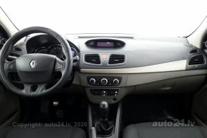 Balts Renault Megane 2011 Tallina, ar dzinēja tilpumu 1.60 L un nobraukumu 257 tūkst. km par 1499 €, foto 5 vietnē AUTOMOTO.COM.LV