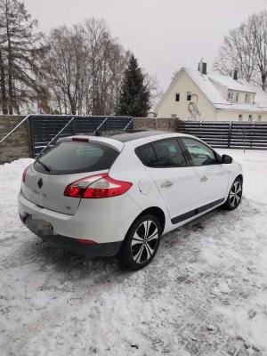 White Renault Megane 2012 in Kaunas, with an engine capacity of 1.87 L and mileage of 208 thousand km for 2750 €, photo 2 on AUTOMOTO.COM.LV